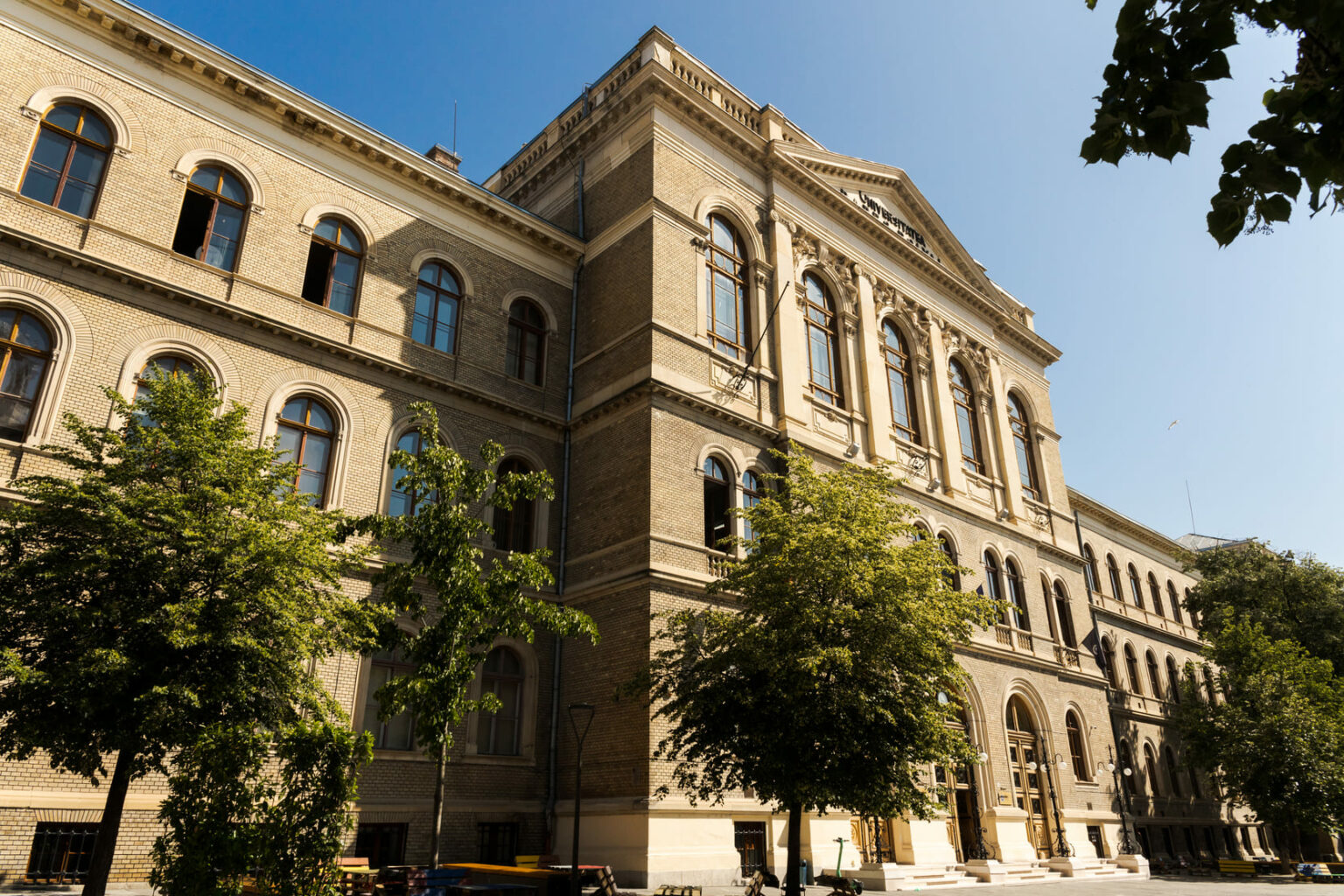 Kolozsvár továbbra is a legjobb romániai egyetemi város a QS nemzetközi rangsora szerint ...